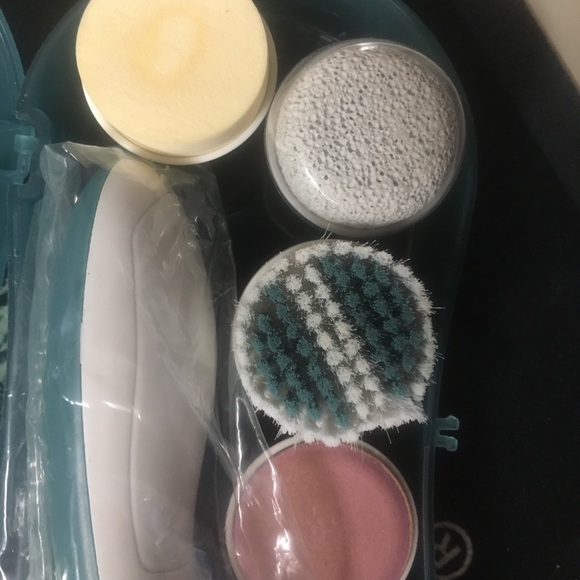 Avon | Other | Spafinder Foot Ultra Cleaning System Pedicure Avon ...